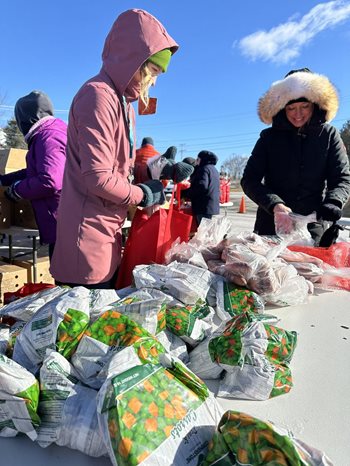 Organizations partner to distribute food in Pittsfield - Northern Light ...